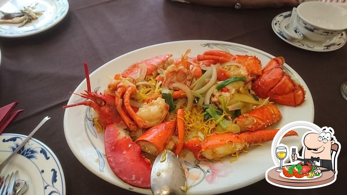 The Queens Cantonese Restaurant in Wolverhampton - Restaurant menu and ...