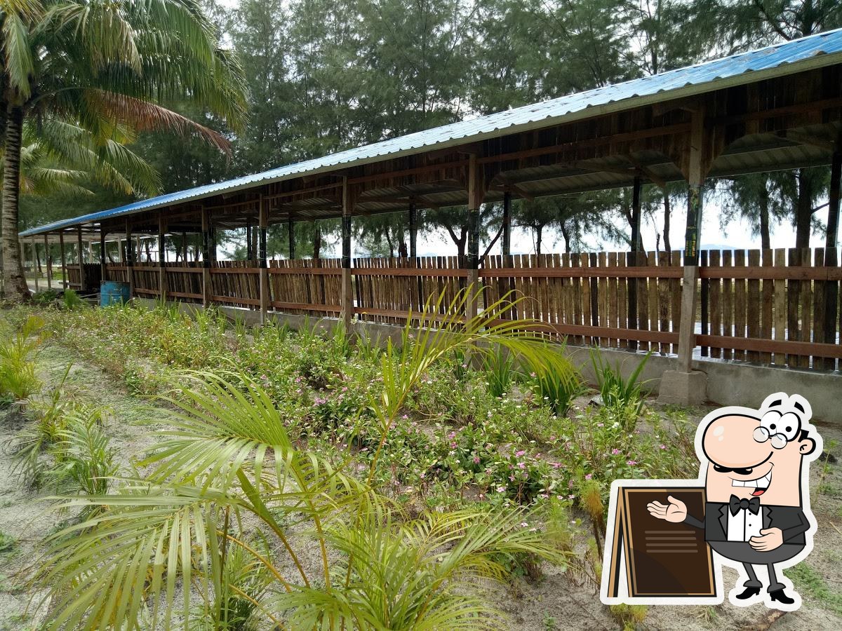 Taman Pantai Binasi restaurant, Indonesia - Restaurant reviews
