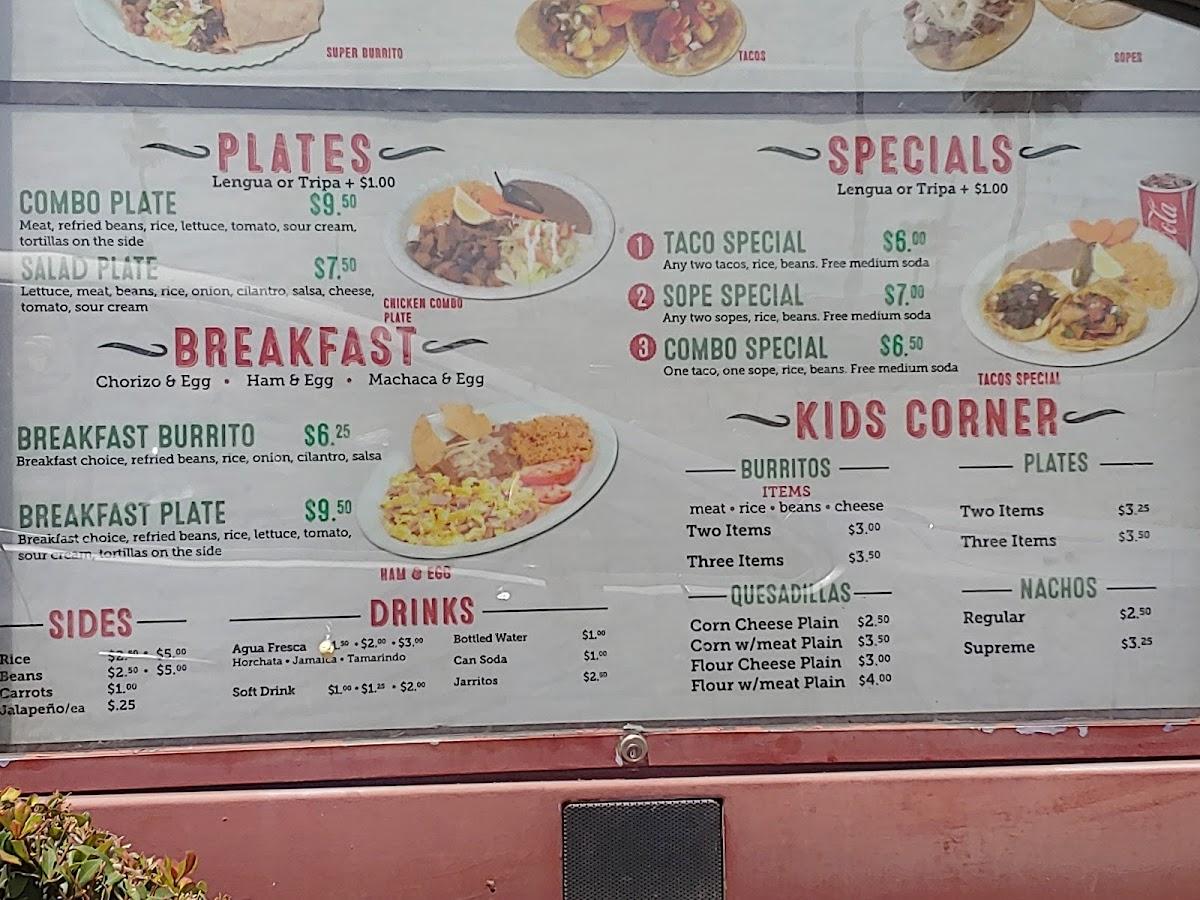 Menu at Taco El Grullense restaurant, Chowchilla