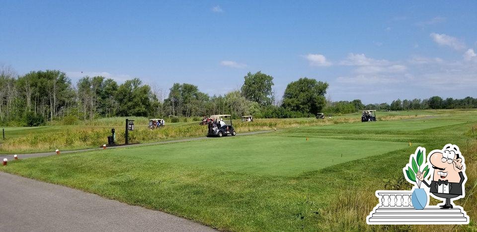 Diamond Hawk Golf Course & Pub "The Hawk" in Cheektowaga - Restaurant ...