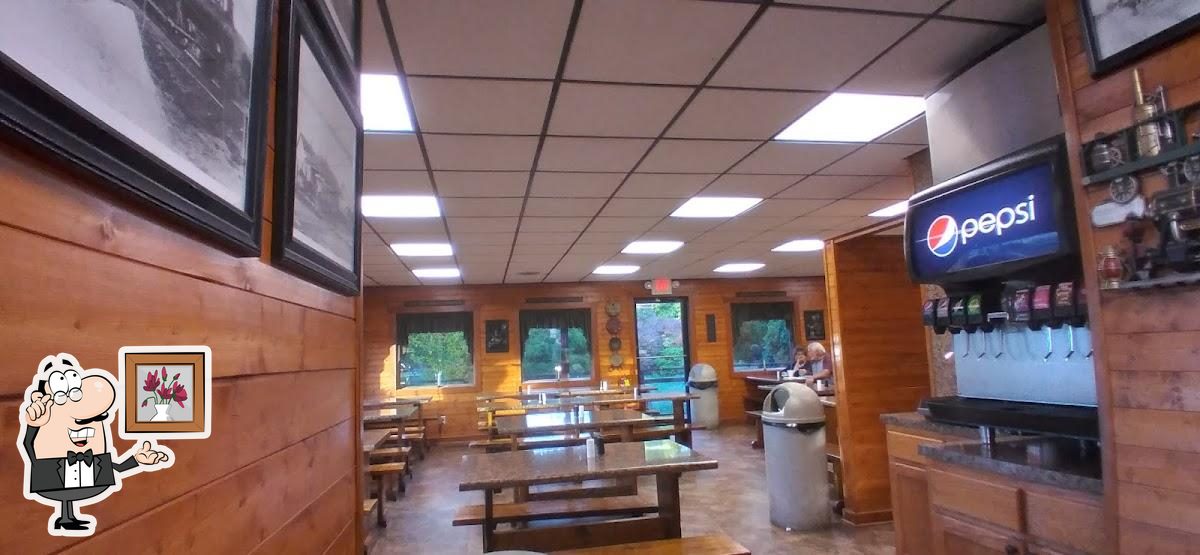 Halls Station Sub Shop, Muncy - Restaurant menu, prices and reviews