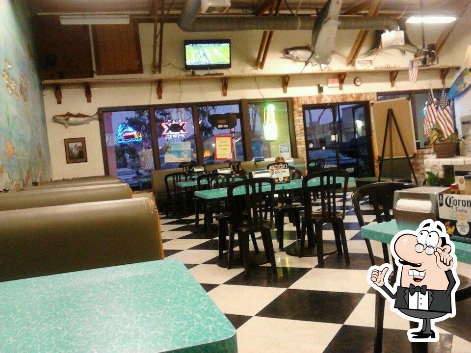 Hook Line & Sinker Seafood in Oxnard - Restaurant menu and reviews