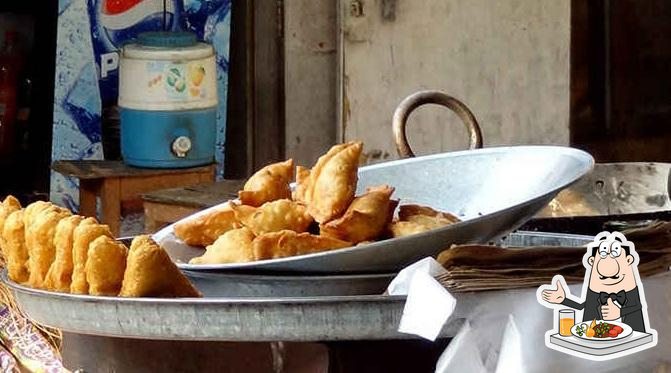 Nelkant Sweet. Kalicharan Samosa Wala, Bulandshahr - Restaurant reviews