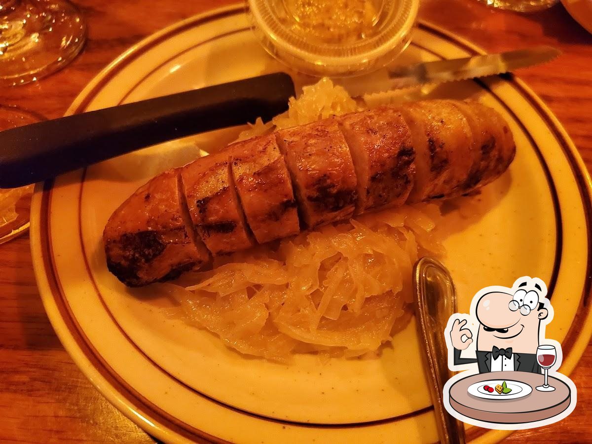 Oak Chalet in North Bellmore - Restaurant menu and reviews