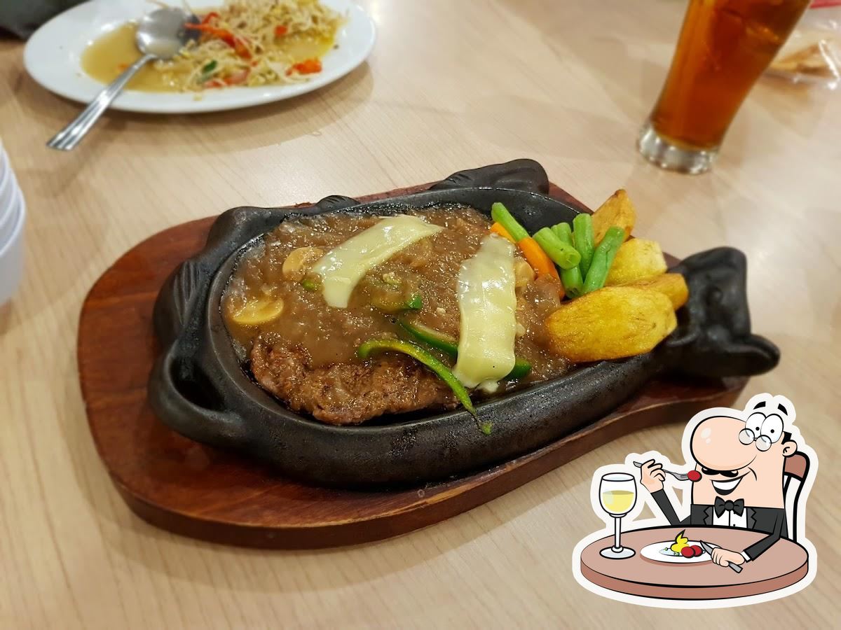 Kayu Manis Restaurant, Tuban, Jl. Basuki Rachmad No.215 - 217 ...