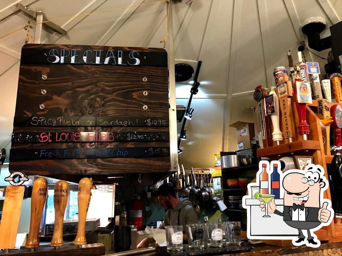 Barnacle Bistro in Gold Beach - Restaurant menu and reviews