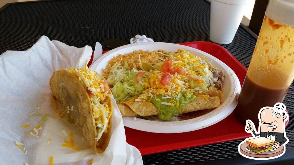 El Azteca Taco Shop in La Mesa - Restaurant menu and reviews