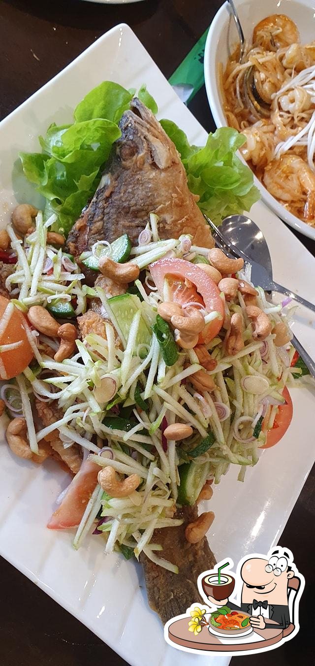 Manee Thai Cuisine in Minto - Restaurant menu and reviews