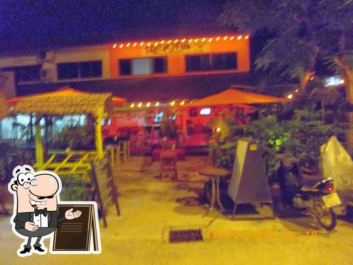 Strawberry Moons restaurant, Bang Kaeo - Restaurant reviews
