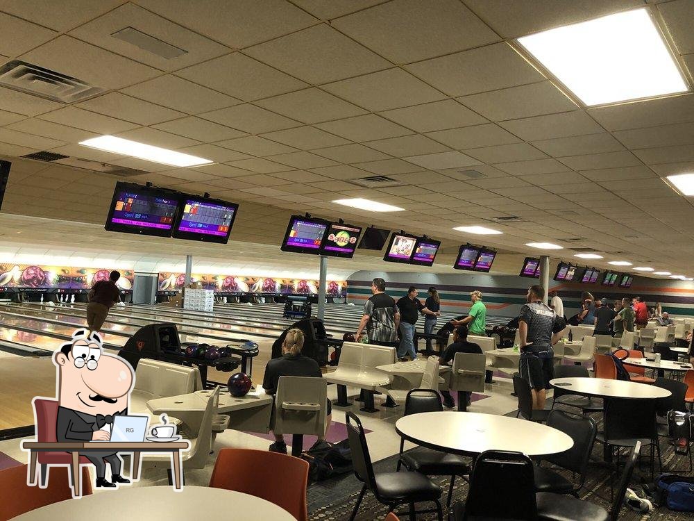 Plymouth Club, Marion - Restaurant menu, prices and reviews