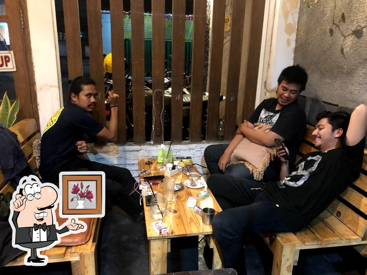 Panko cafe, Malang, Jl. Mawar No.19 - Restaurant reviews
