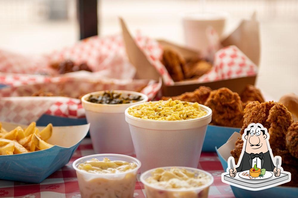 Charlie's Famous Fried Chicken in Los Angeles - Restaurant menu and reviews