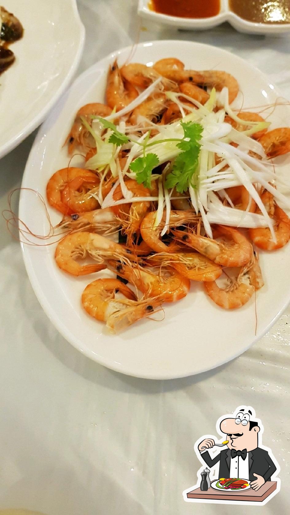 Layar Seafood KH Abdul Wahab Siamin restaurant, Surabaya, Jl. KH Abdul ...