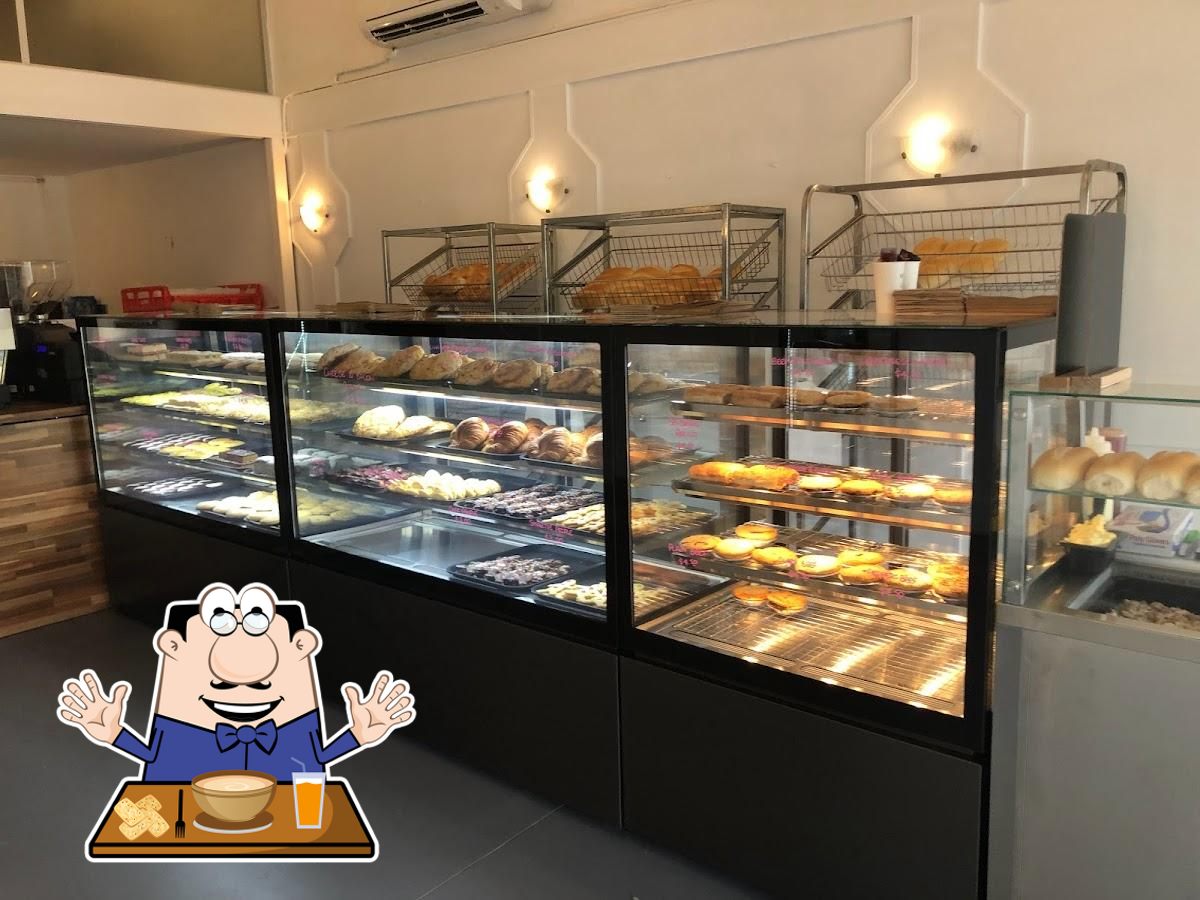 Cup & Loaf Bakery, Yarrawarrah - Restaurant menu, prices and reviews
