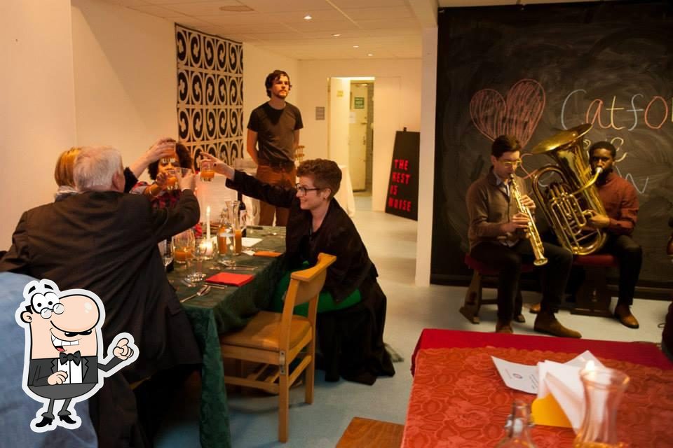 Broadway Cafe, 12 Catford Broadway in London - Restaurant menu and reviews