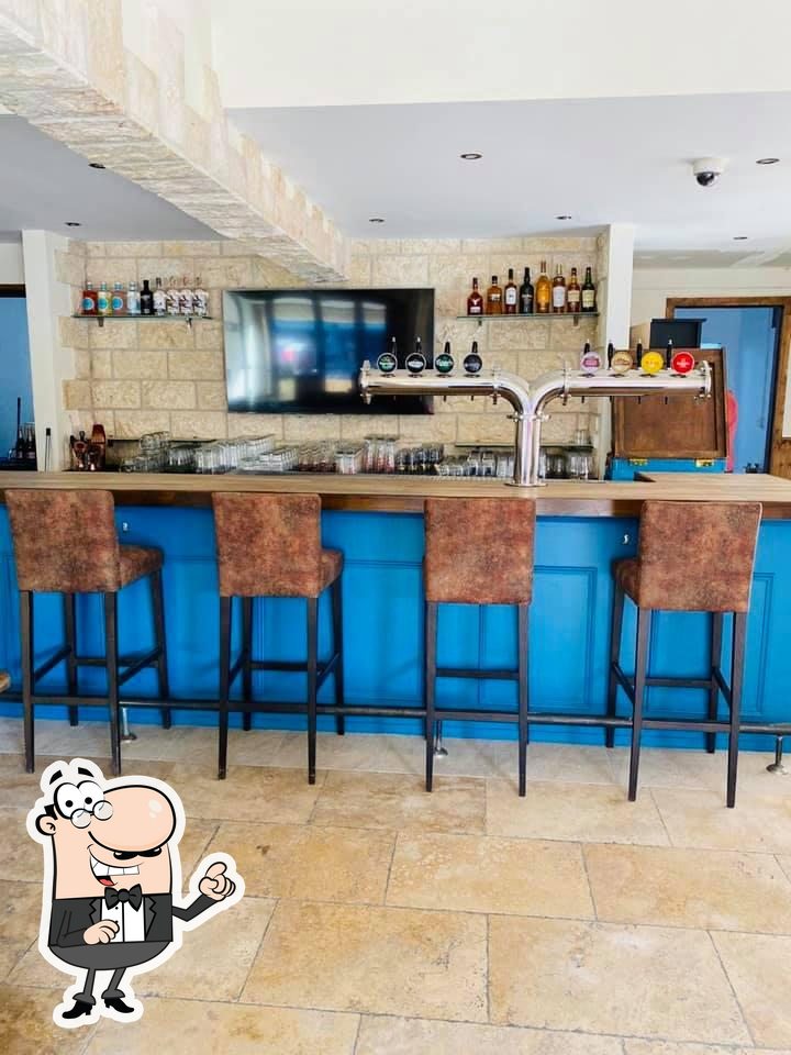 The Baytree Bar, Pissouri - Restaurant reviews