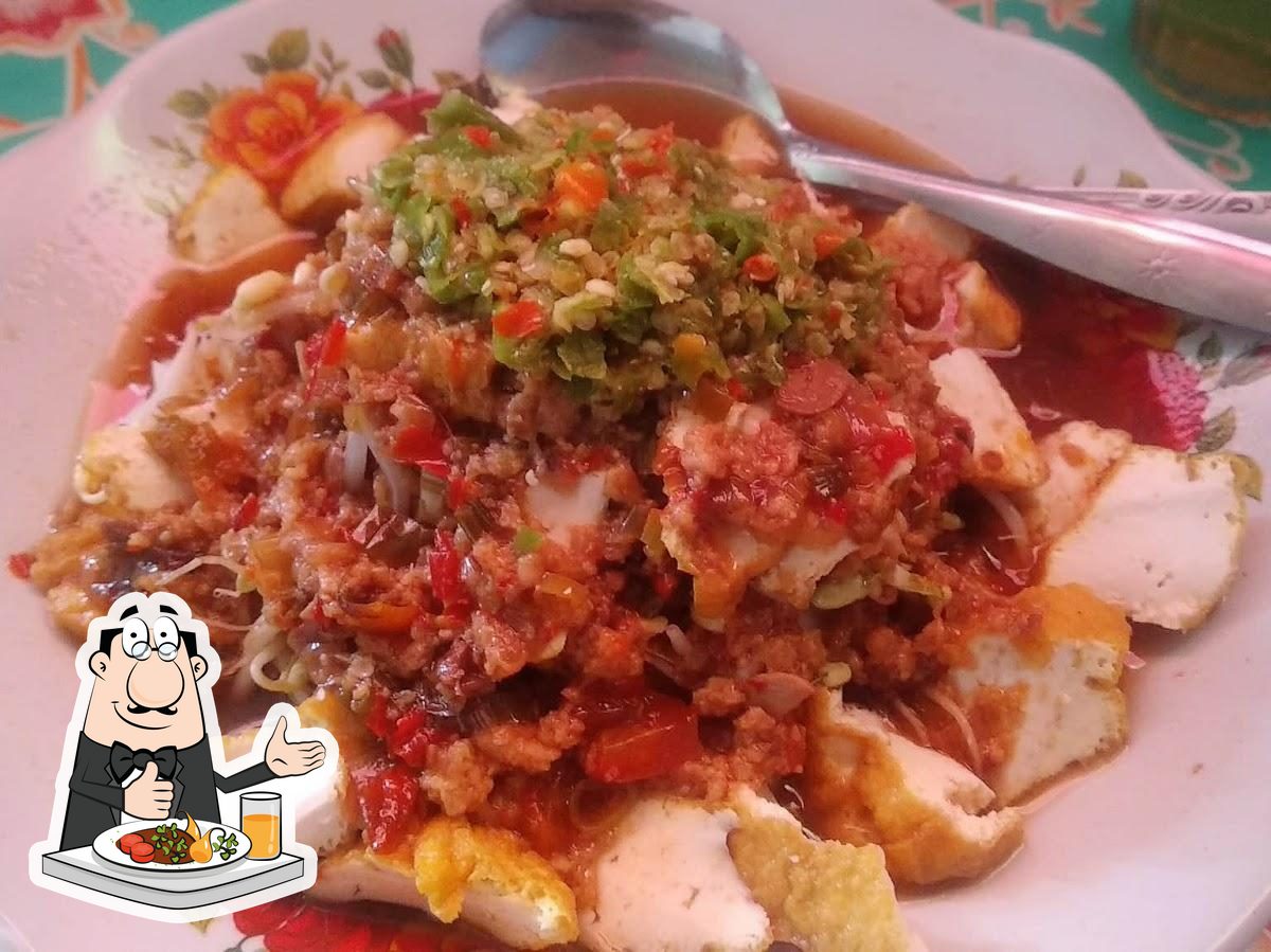 Toge Goreng Abah Oma restaurant, Menes