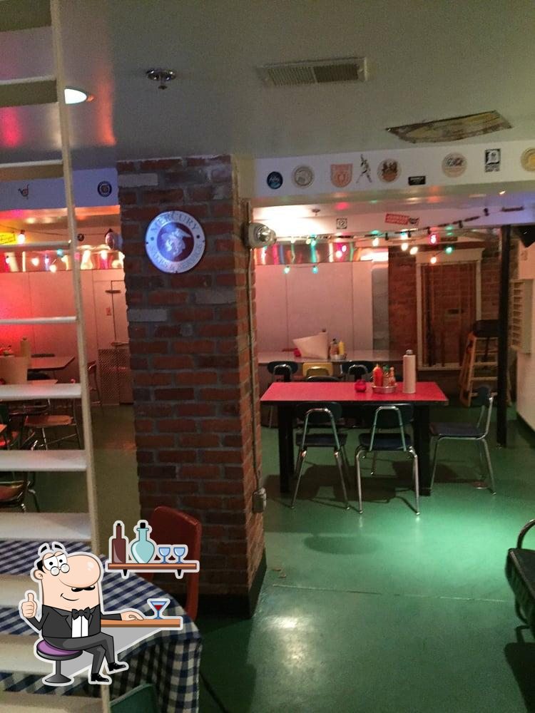 Mercury Burger & Bar, Detroit - Restaurant menu, prices and reviews