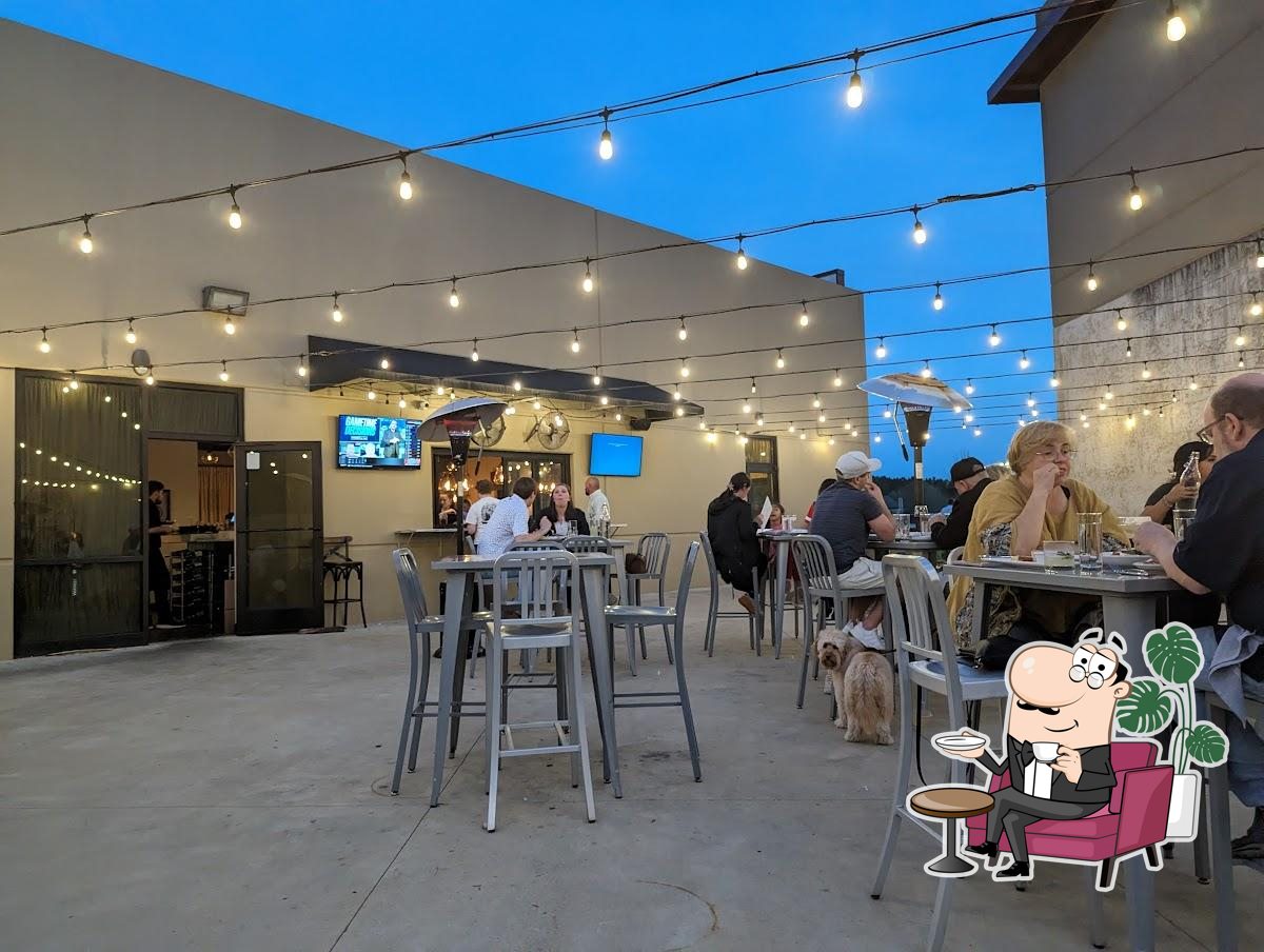 Tre Luna Bar and Kitchen, Hoover - Restaurant menu, prices and reviews