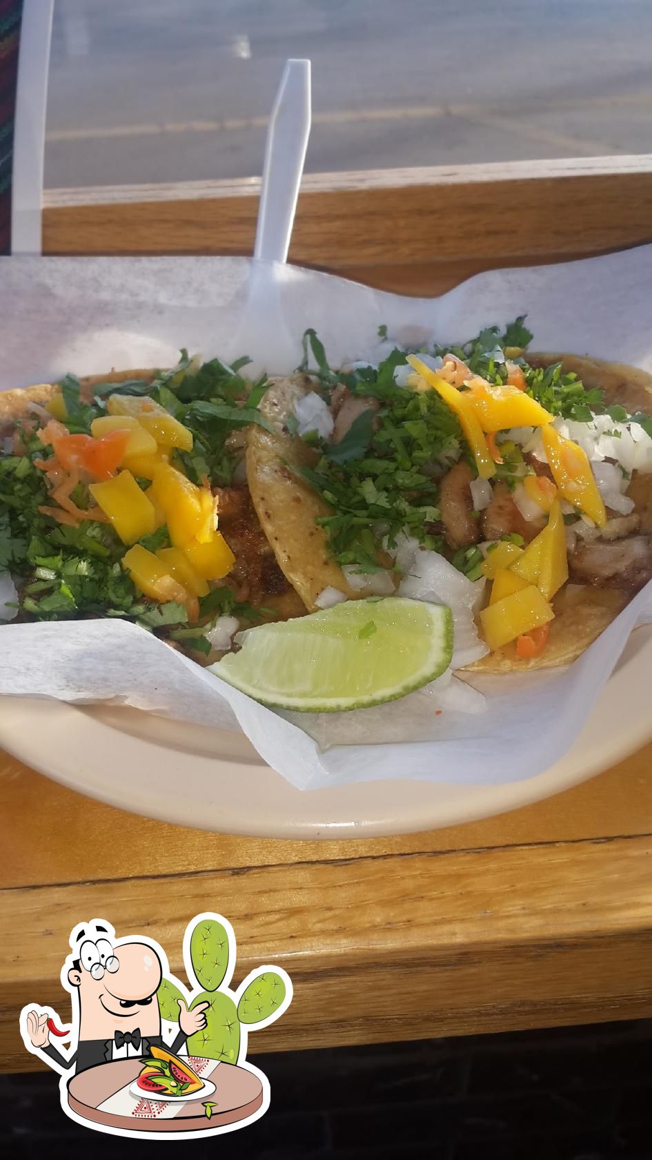Gil Tacos in Indianapolis - Restaurant menu and reviews