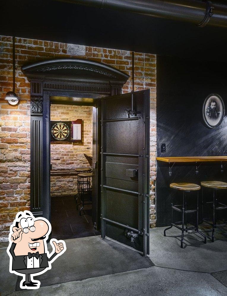 The Loyalist, Chicago, Ashland - Restaurant menu, prices and reviews