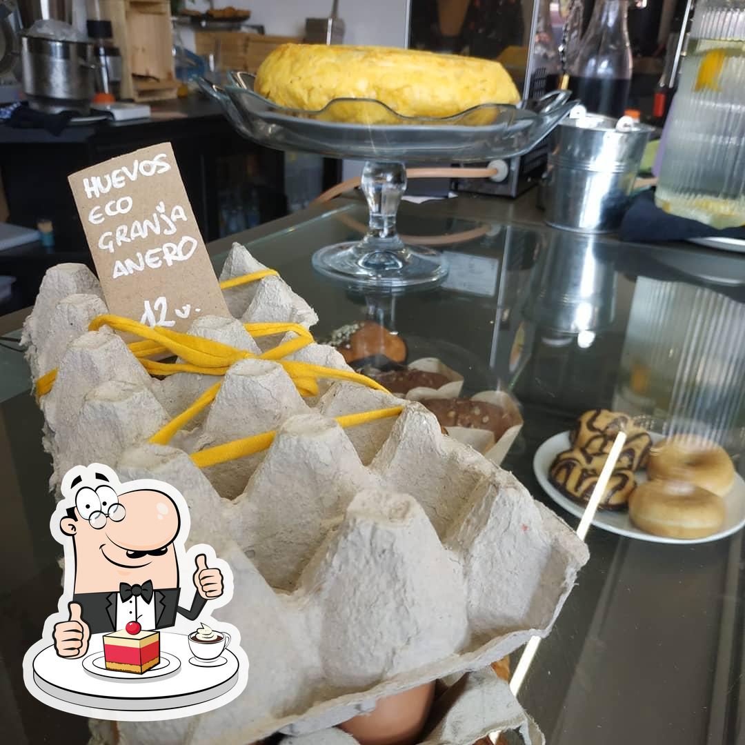 Cafetería Kira Coffee, Sarón - Carta del restaurante y opiniones