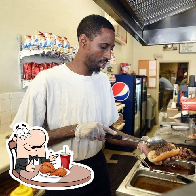Gus's Hot Dogs, 1915 4th Ave N in Birmingham - Restaurant menu and reviews
