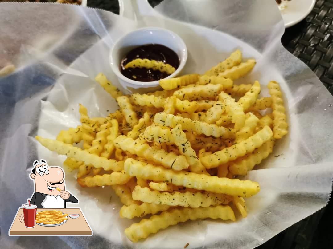 Vine Patio pub & bar, Manila - Restaurant reviews
