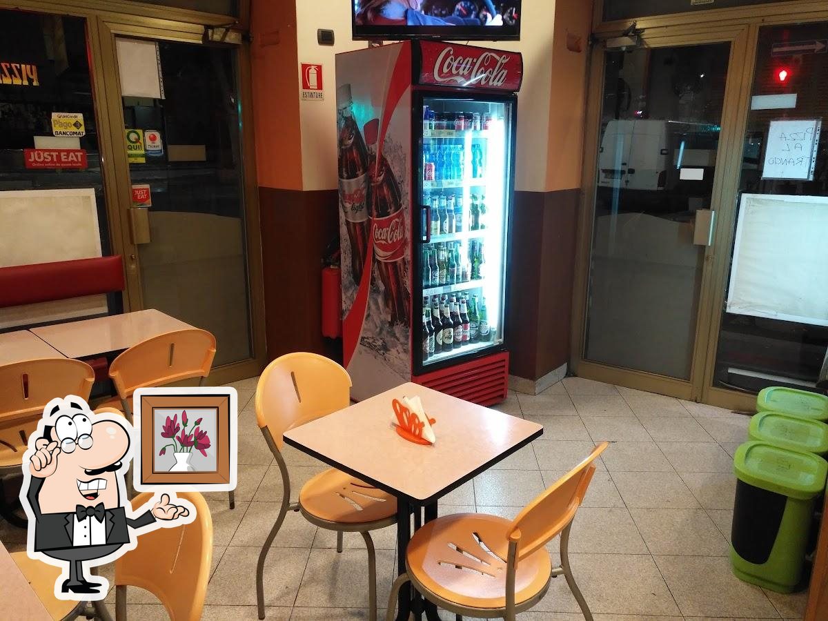 Pizzeria Mamo forno a legna al trancio Pizza classica, Kebab, con ...