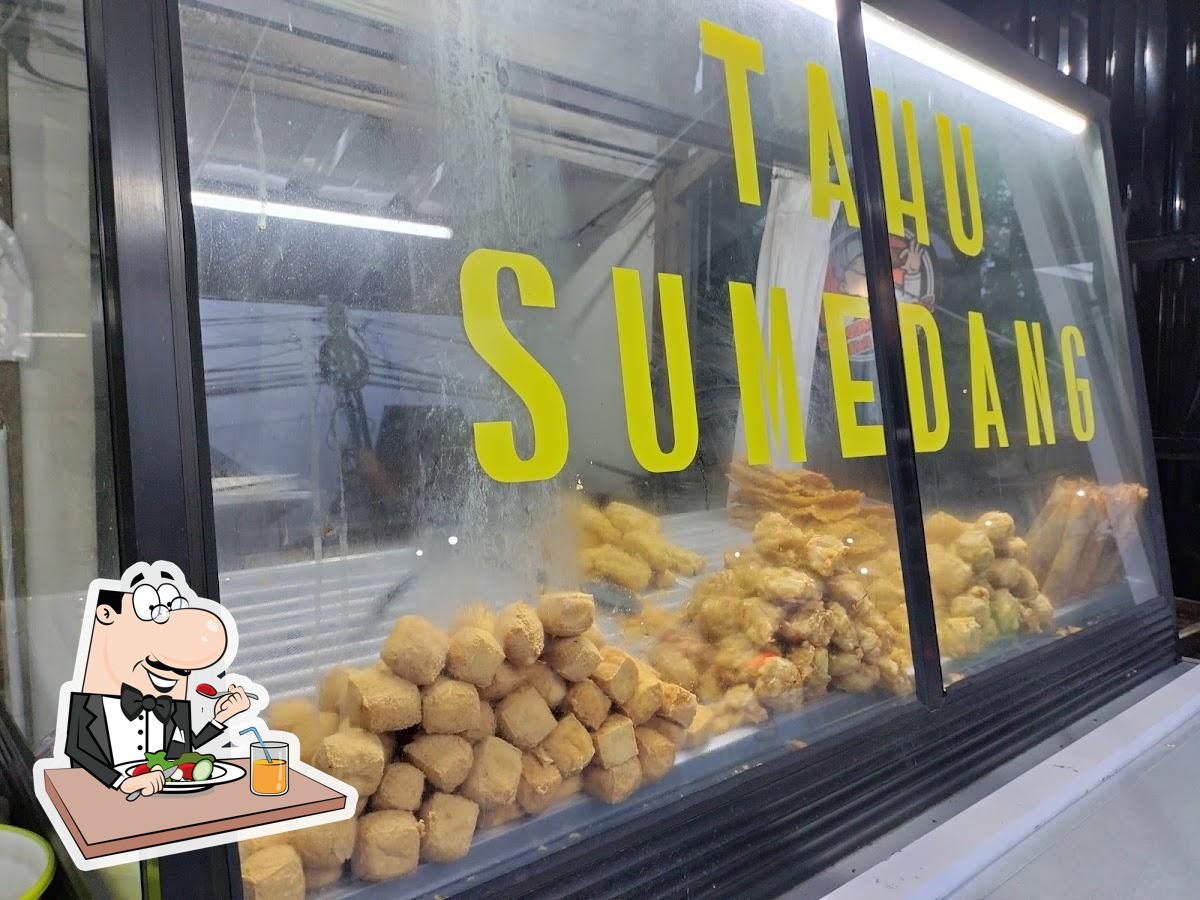 Es Teh Lumintu dan Tahu Sumedang Mang Iwan, Gejug Jati - Restaurant ...