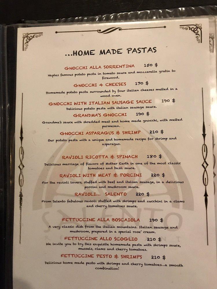 Menu at Salento pub & bar, Playa del Carmen