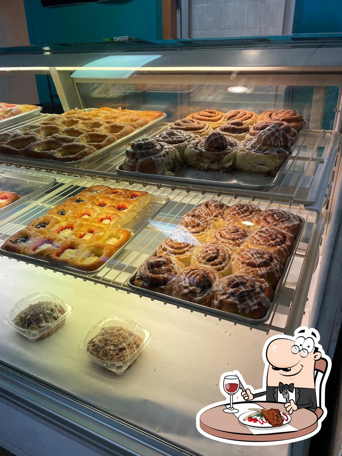 Trackside @ 29th Kolache Bakery in Bryan - Restaurant reviews