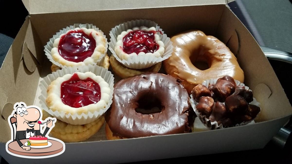 Maple Leaf Bakery in Moose Jaw - Restaurant reviews