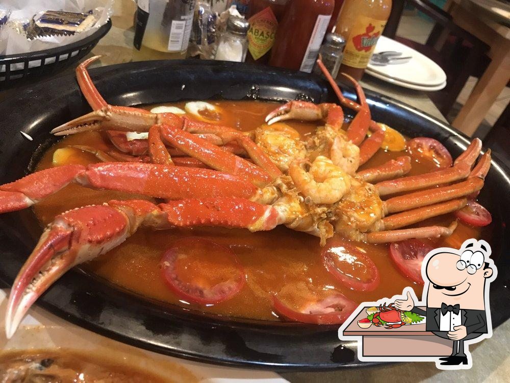 Mariscos La Riviera Nayarit in Dallas - Restaurant menu and reviews