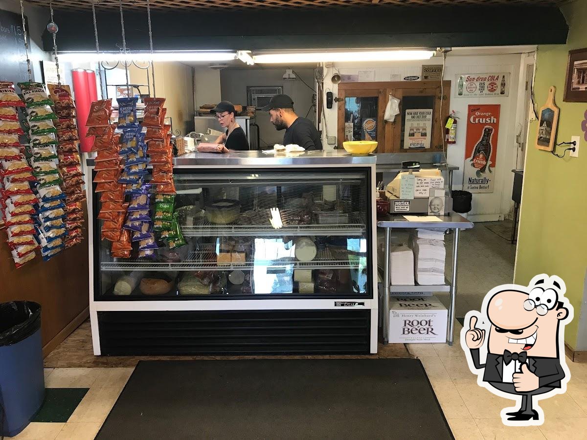 Grinder's Deli in Austin - Restaurant menu and reviews
