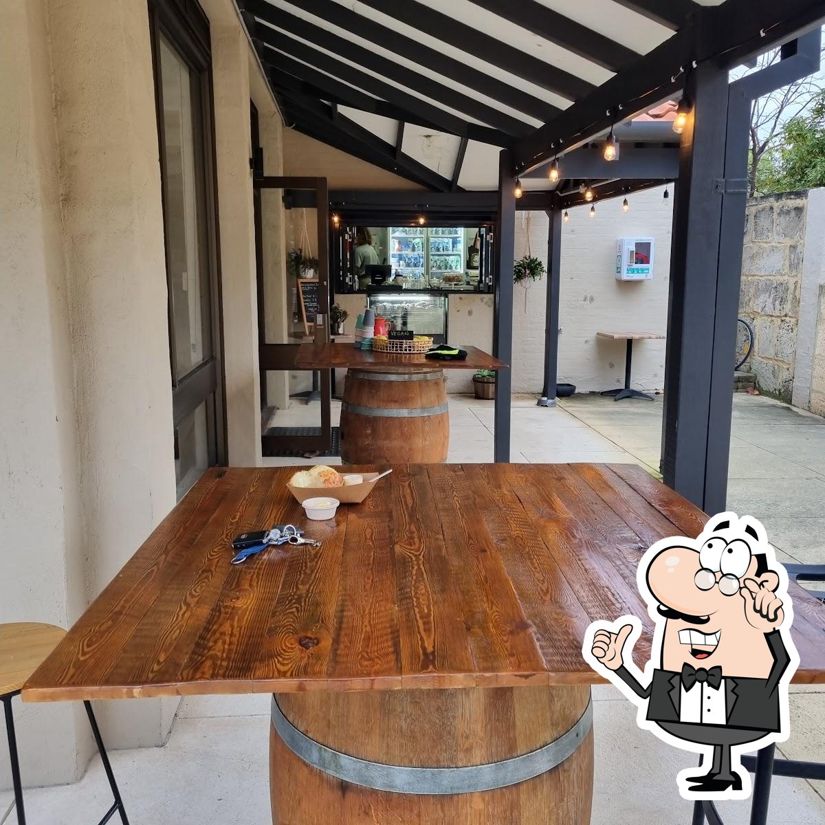 Grounded Cafe, Kallaroo - Restaurant menu, prices and reviews