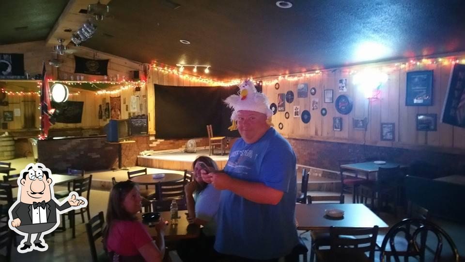 Blistered Chicken Saloon in Spring City - Restaurant reviews