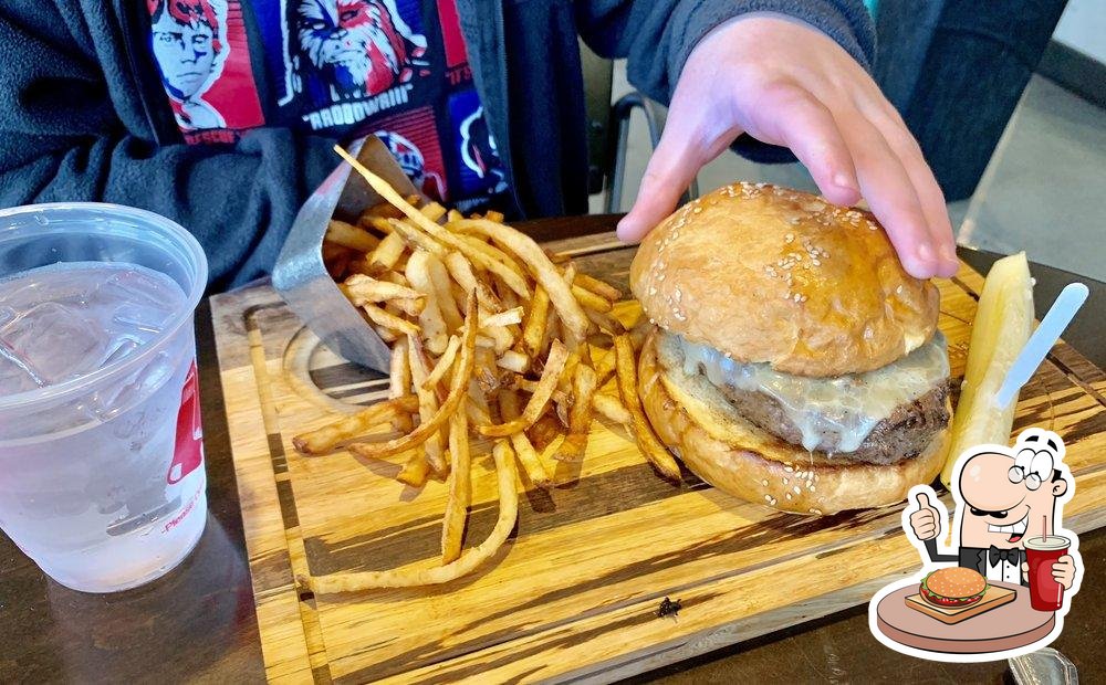 Royal Rooters Club, 4 Yawkey Way in Boston - Restaurant menu and reviews