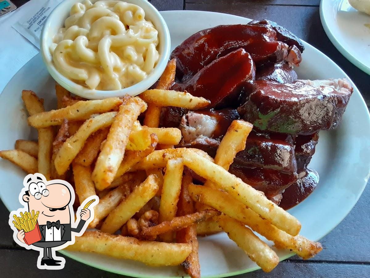 Chuck's Southern Comforts Cafe, 6501 W 79th St in Burbank - Restaurant ...