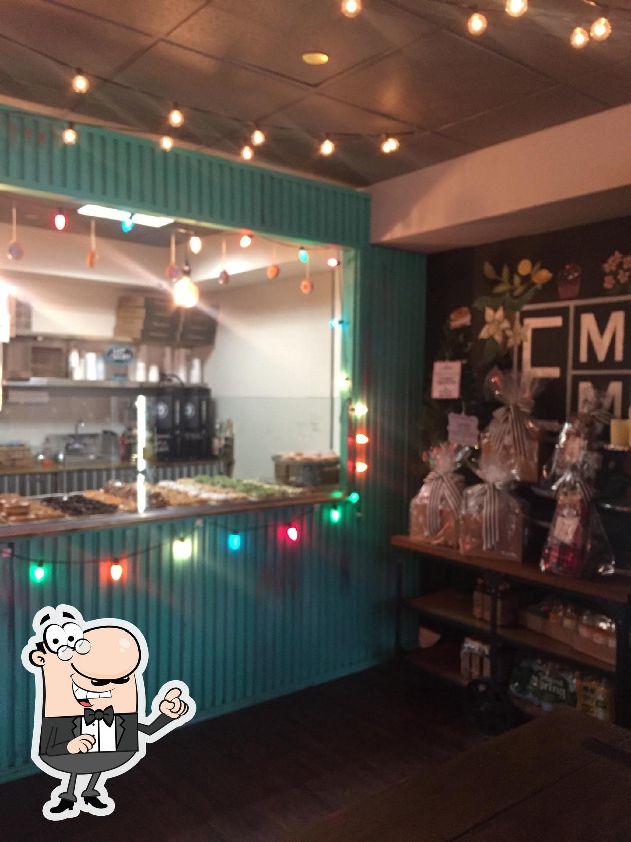 East Main & Main, Port Jefferson - Restaurant menu, prices and reviews