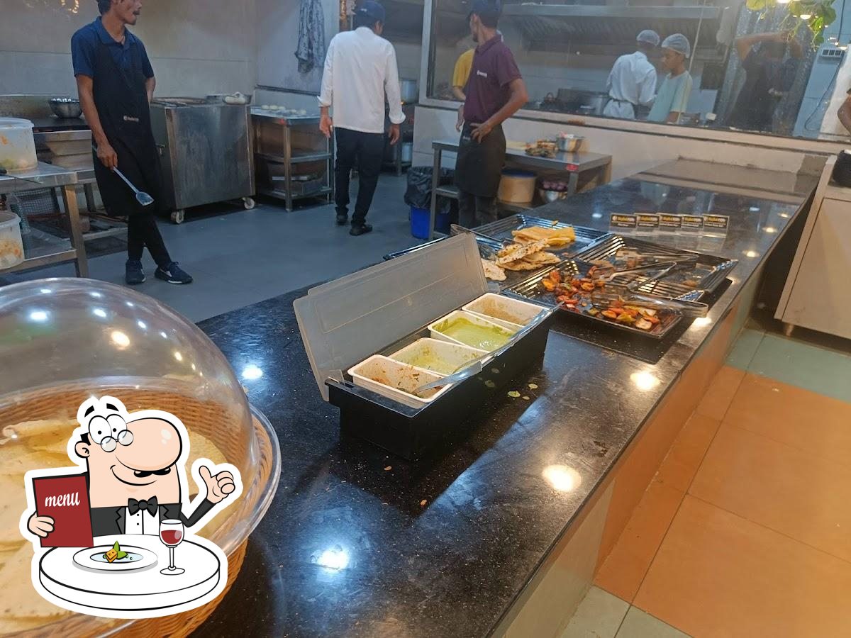 Heydeli Pizza, Indore - Restaurant reviews