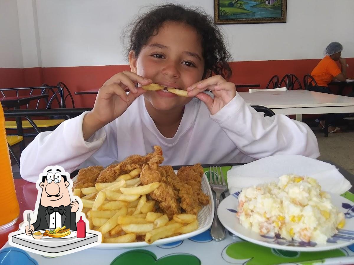Restaurante Yin Xuan pica pollo, Santo Domingo, F26X+MG5 - Opiniones ...