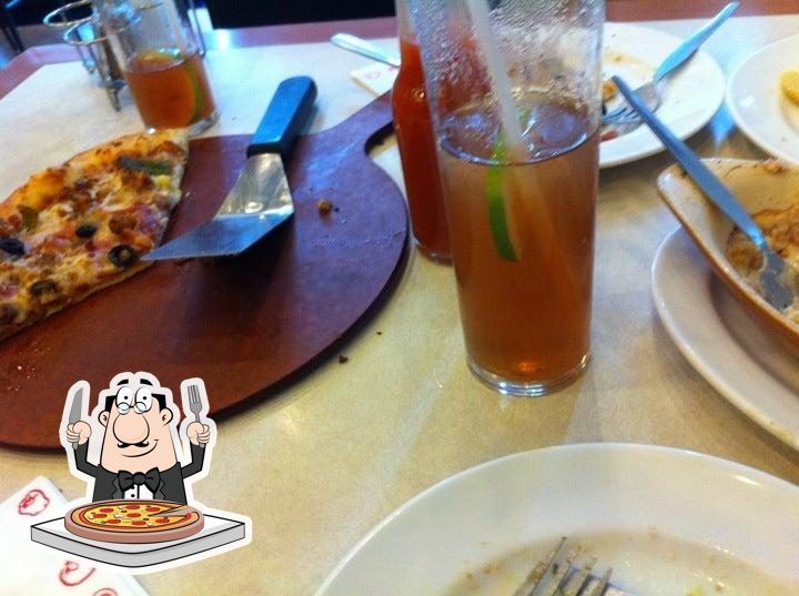 Pizza Hut fast food, Iloilo City, Level 1 - Restaurant reviews