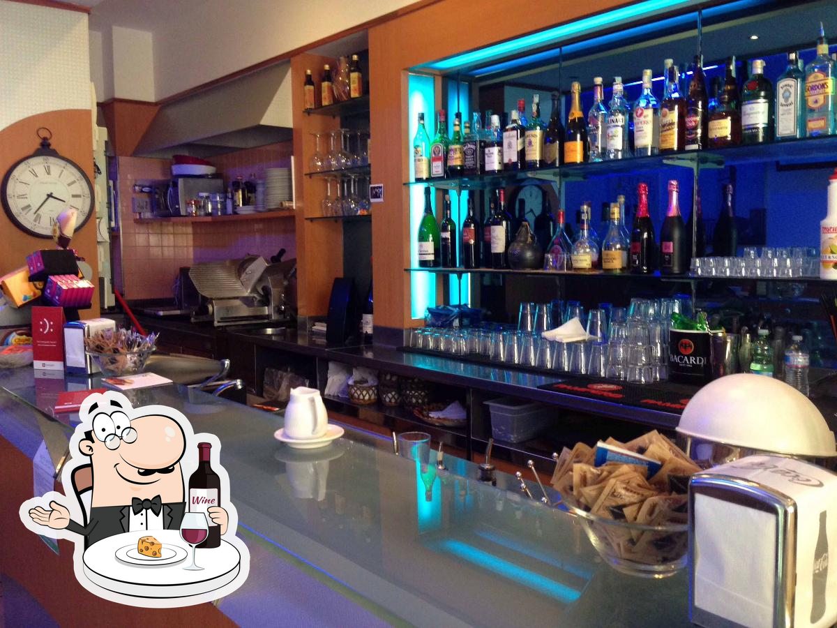 Blue Eyes pub & bar, Milan, Via Santa Tecla - Restaurant menu and reviews