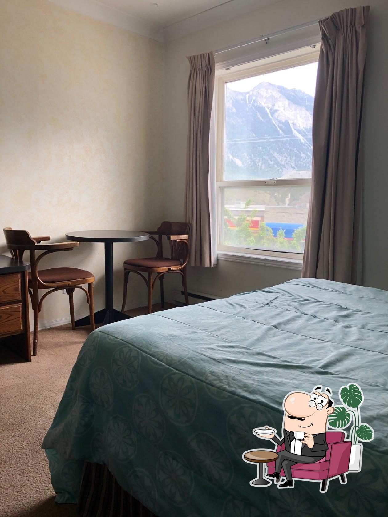 Hotel Victoria, Lillooet - Restaurant menu, prices and reviews