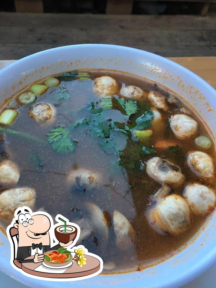 Thai Plate, 145 Glenwood St in Jackson - Restaurant reviews
