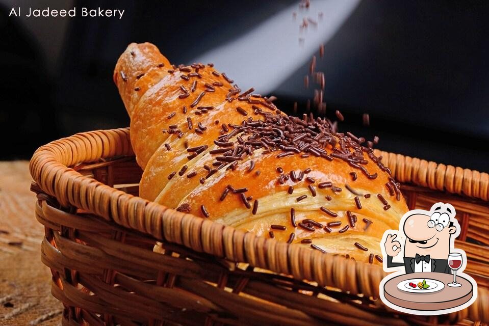 Al Jadeed Bakery - Oud Metha, Dubai, 68R8+GP5 - Restaurant reviews