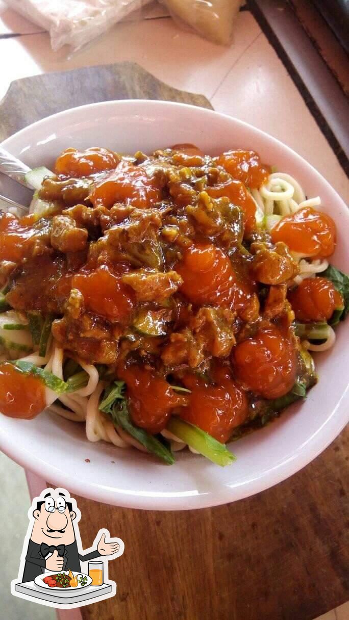 Mie Ayam AW restaurant, Metro