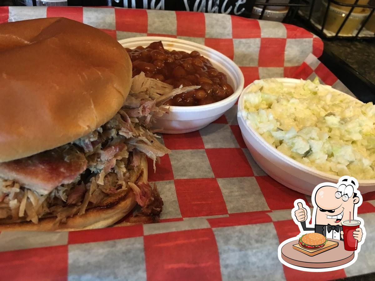Little Pigs BBQ, 840 S Pine St in Spartanburg - Restaurant menu and reviews