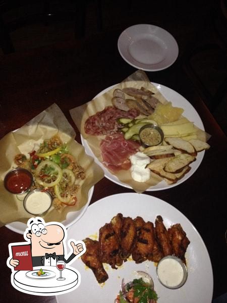 First Draft in Chicago - Restaurant menu and reviews